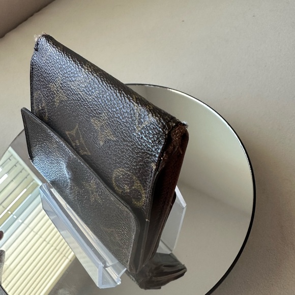 Louis Vuitton | Bags | Louis Vuitton Lv Monogram Double Snap Compact ...